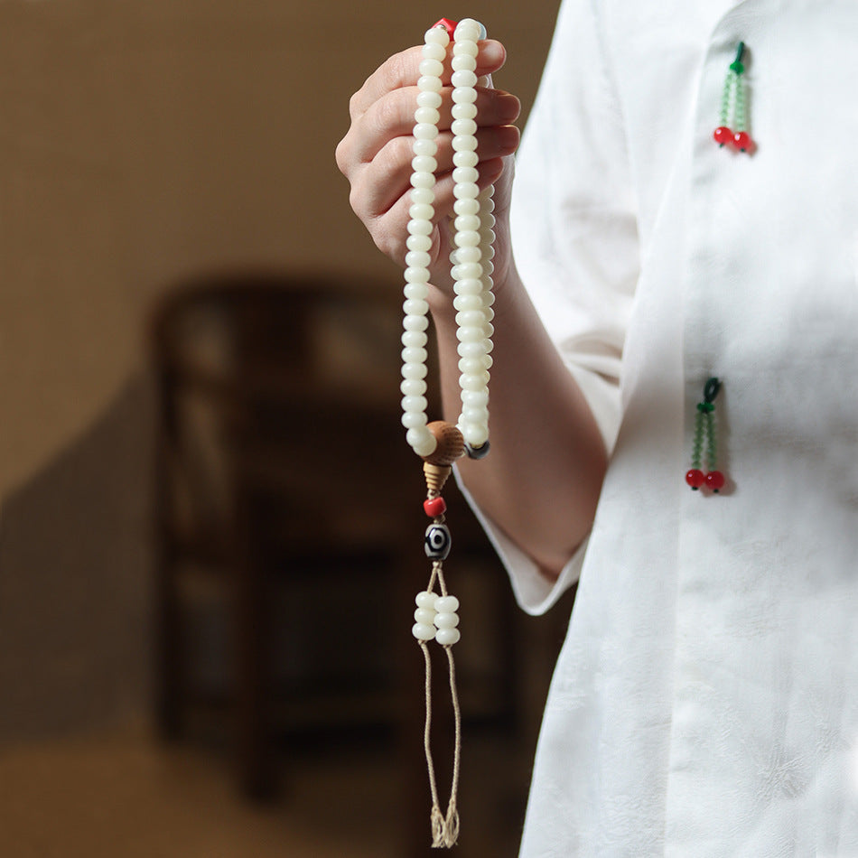 7 Spiritual Benefits of Meditating with 108 Mala Beads – Buddha3bodhi