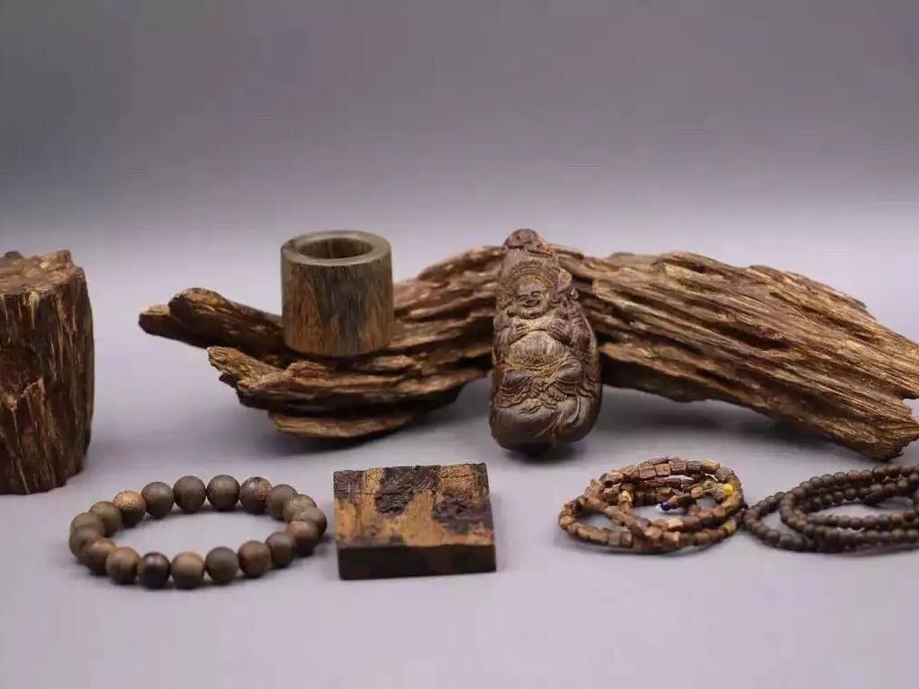 Red String of Fate Meaning and Symbolism: The Soulmate Legend ...